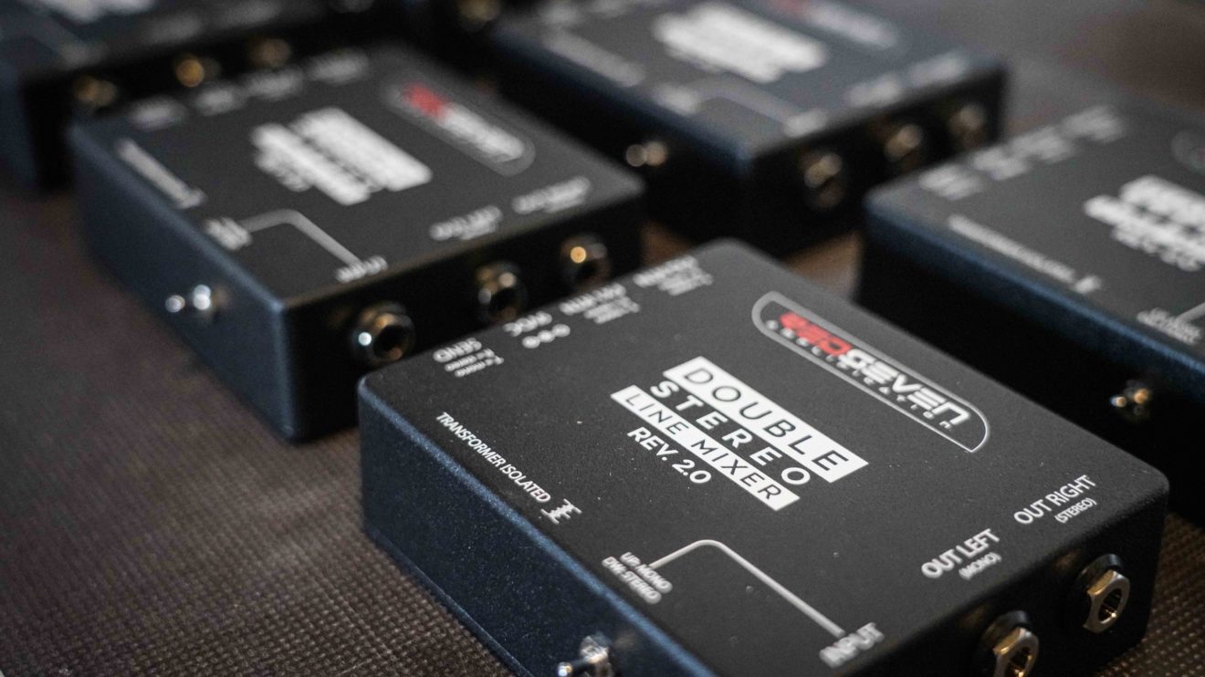 Mini Line Mixer v2.0 – RedSeven Amplification | Boutique Amplifiers and ...